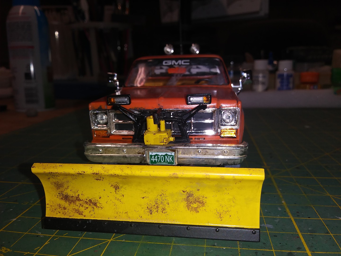 GMC Pickup with Snow Plow -- Plastic Model Truck Kit -- 1/24 Scale ...