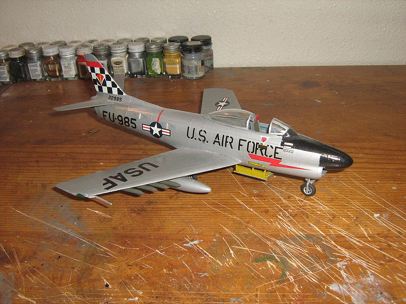 F-86 D Sabre Military Aircraft Plane -- Plastic Model Airplane Kit -- 1 ...