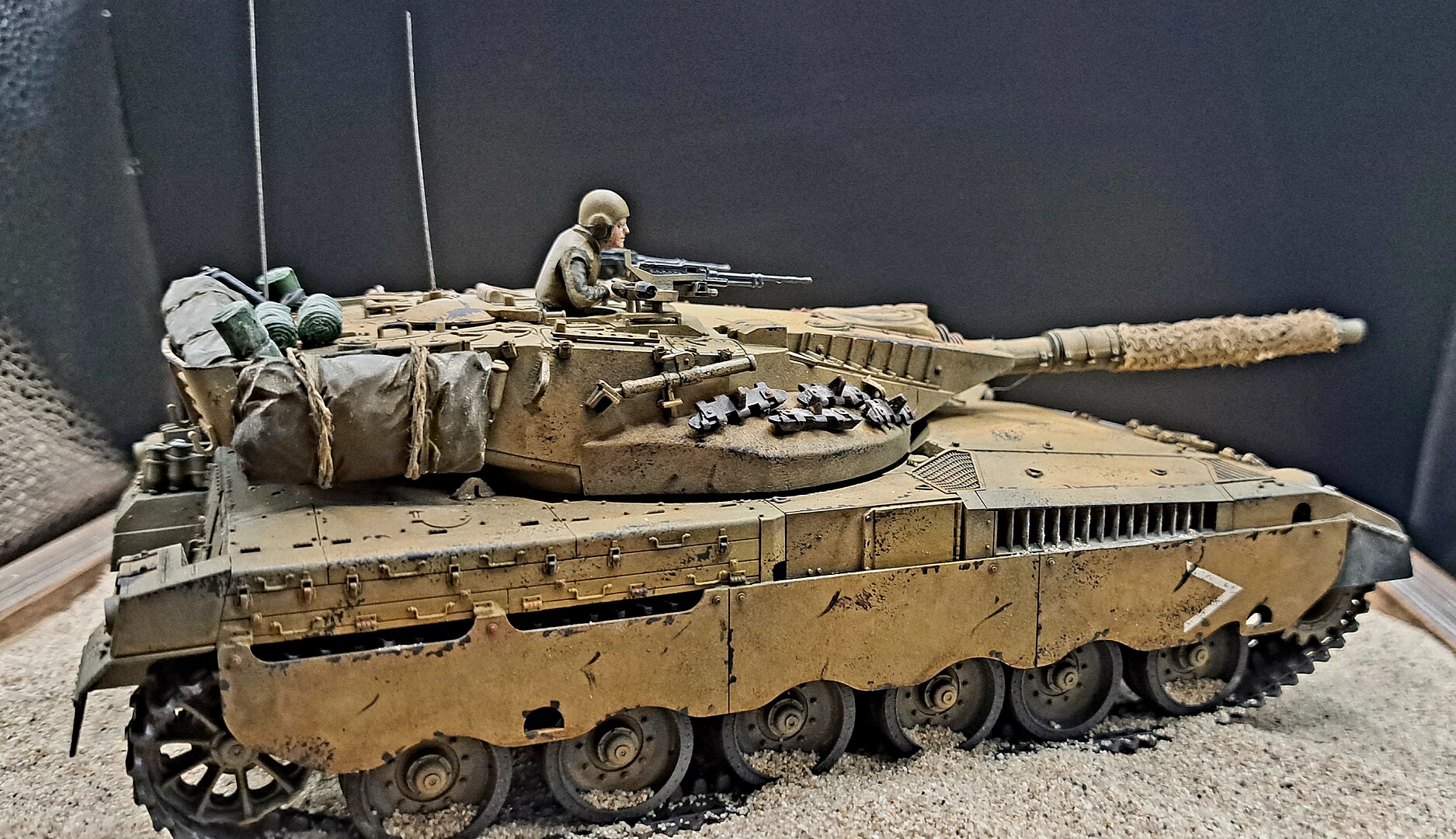 Israeli Merkava Main Battle Tank -- Plastic Model Military Vehicle Kit ...