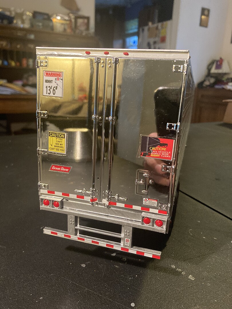 53' Trailer with Reefer Option Pictures