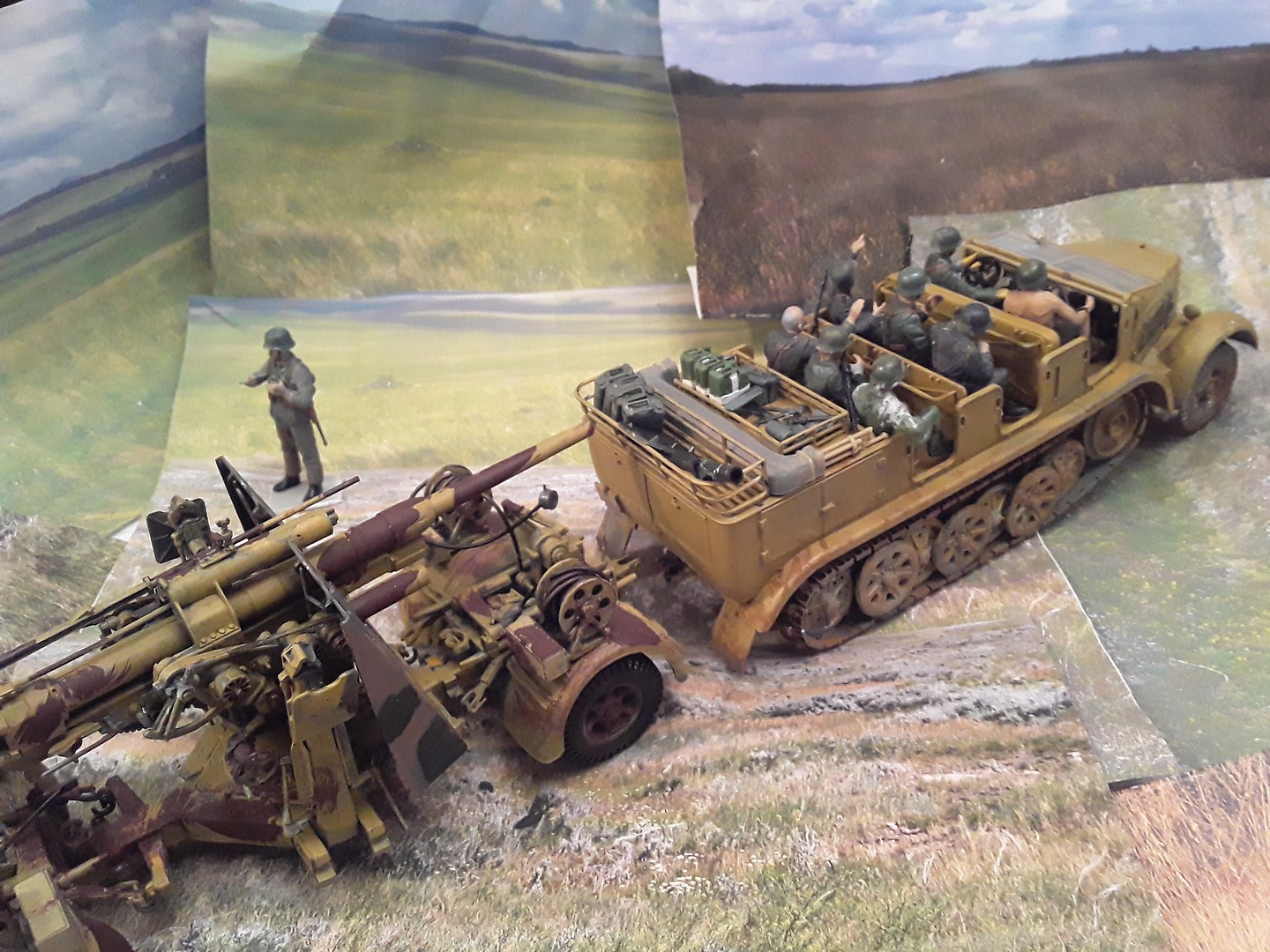 German 8-Ton SdKfz 7Semi-Track Vehicle -- Plastic Model Military ...