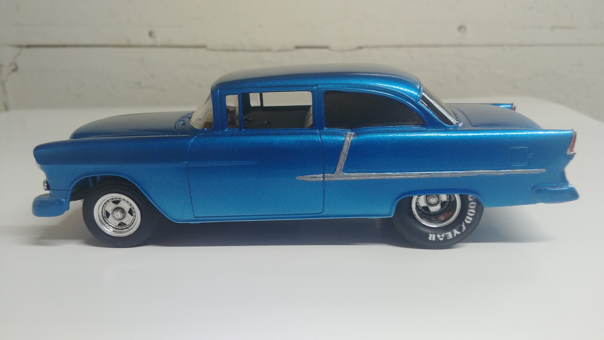 1955 Chevy Bel Air Sedan -- Plastic Model Car Kit -- 1/25 Scale ...