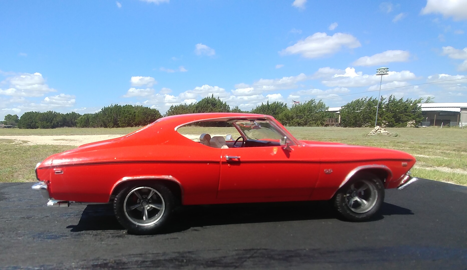 '69 Chevy Chevelle SS 396 -- Plastic Model Car Kit -- 1/25 Scale ...