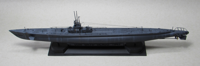 USS Gato Class Submarine 1943 -- Plastic Model Submarine Kit -- 1/350 ...