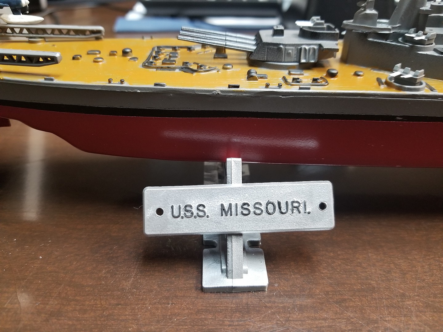 USS Missouri Battleship -- Plastic Model Military Ship Kit -- 1/535 ...