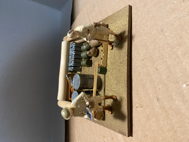 British LRDG Command Car w/7 Figures -- Plastic Model Military Vehicle ...