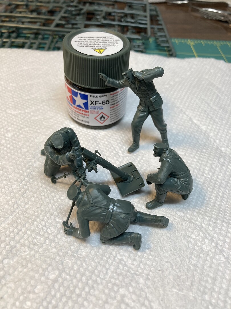 German Infantry Mortar Soldier Team Set -- Plastic Model Military ...