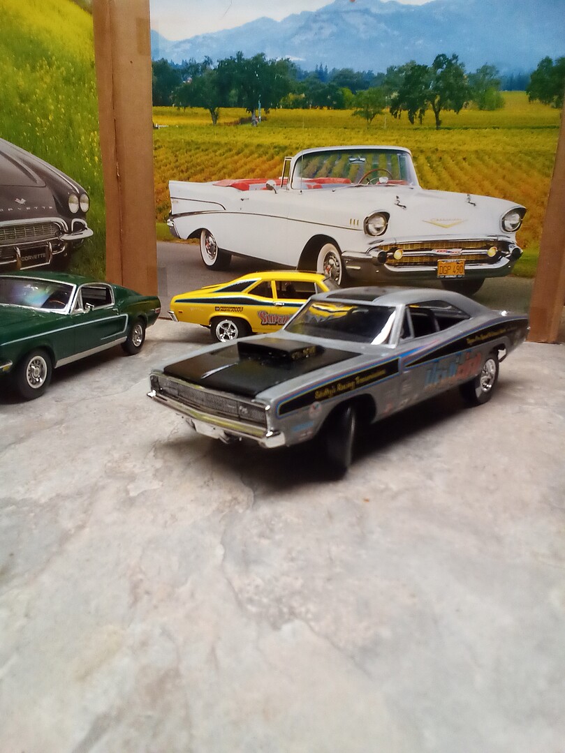 1968 Dodge Charger 2'n1 -- Plastic Model Car Kit -- 1/25 Scale ...