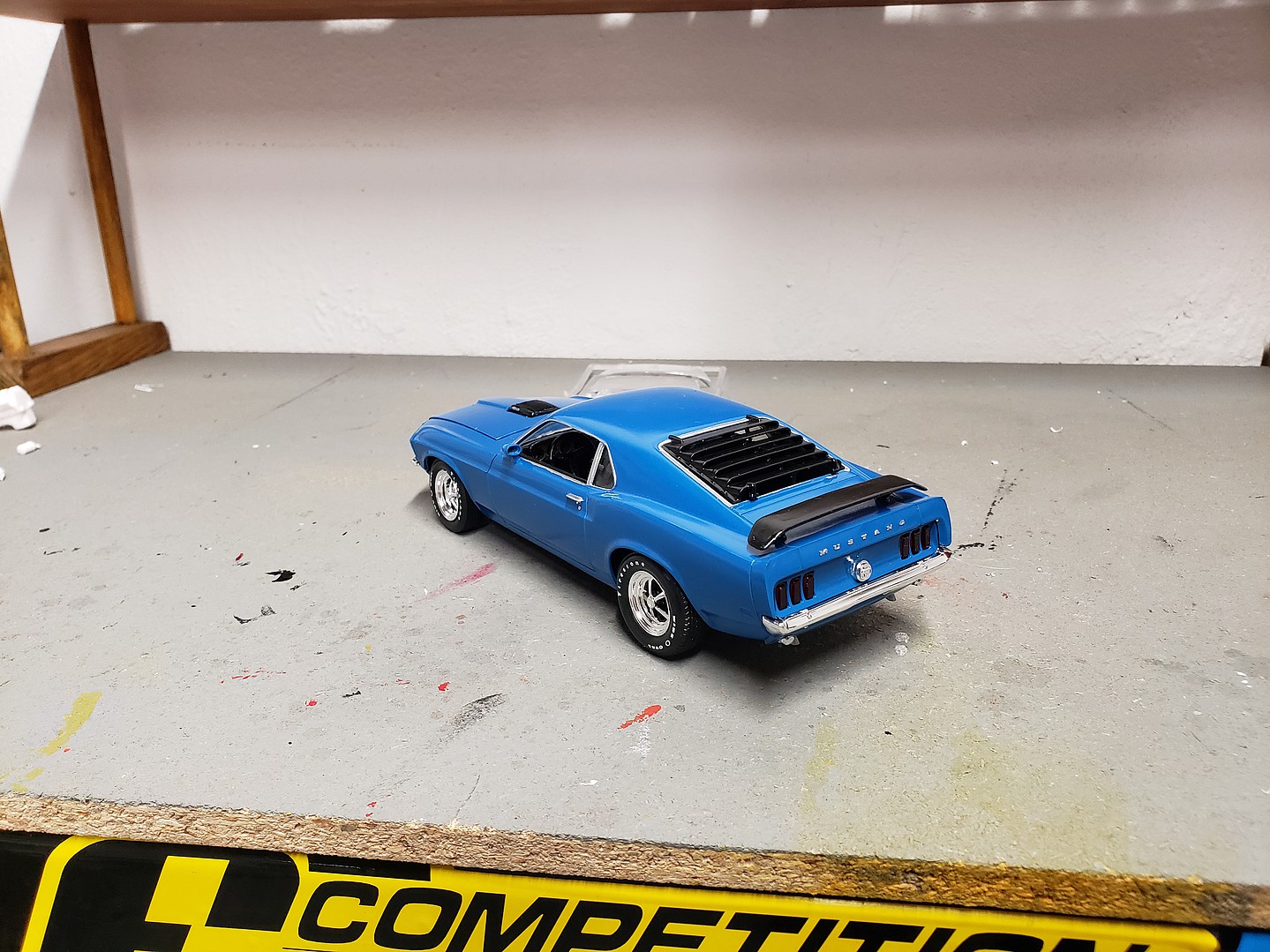 1969 Boss 32 Mustang -- Plastic Model Car Kit -- 1/25 Scale -- #854313 ...