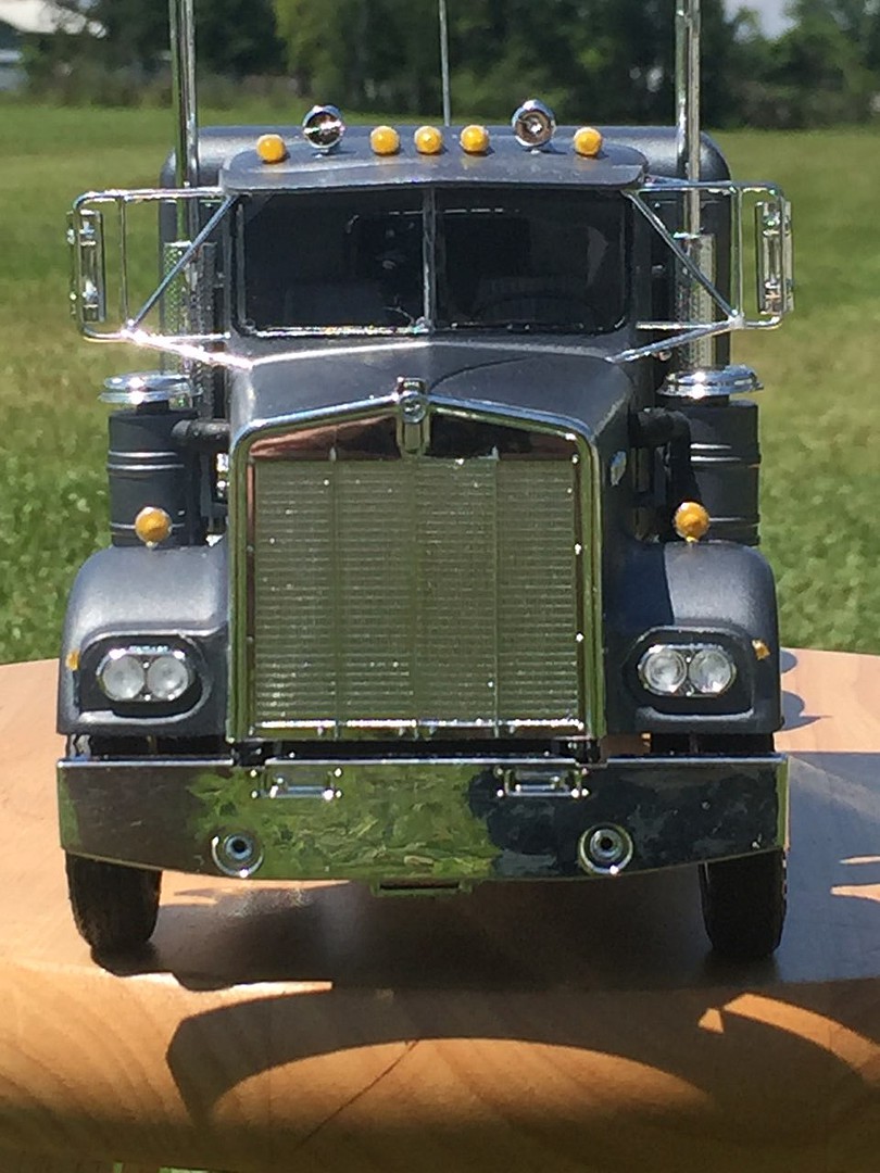 Kenworth W925 Conventional Semi Tractor -- Plastic Model Truck Kit -- 1 ...