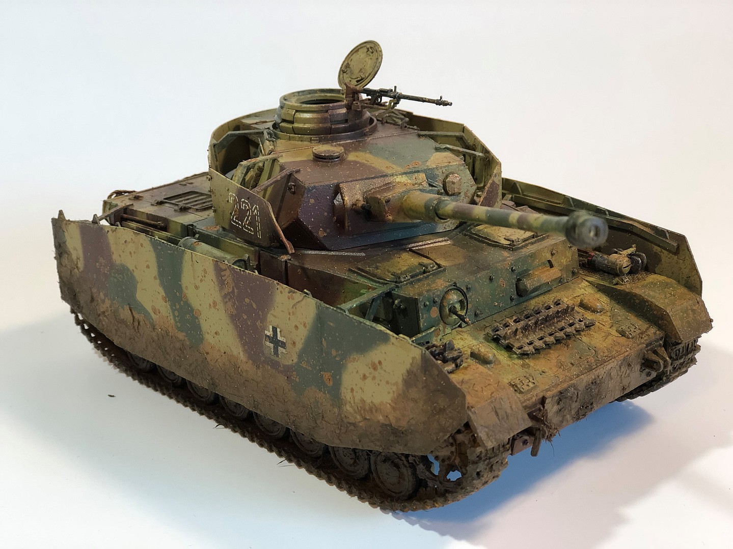 German Panzer IV Tank -- Plastic Model Military Vehicle Kit -- 1/35 ...