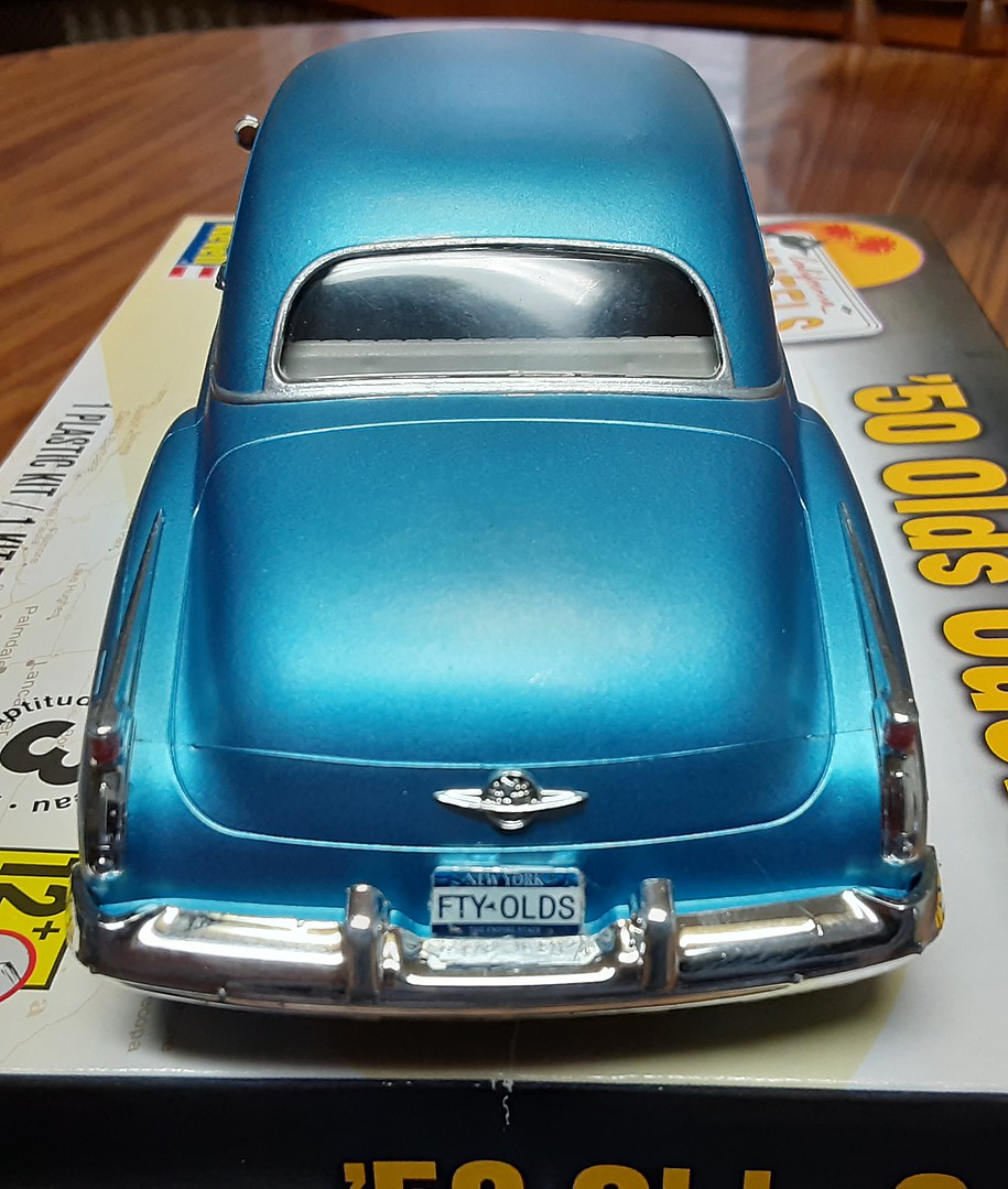 1950 Olds Custom -- Plastic Model Car Kit -- 1/25 Scale -- #854022 ...