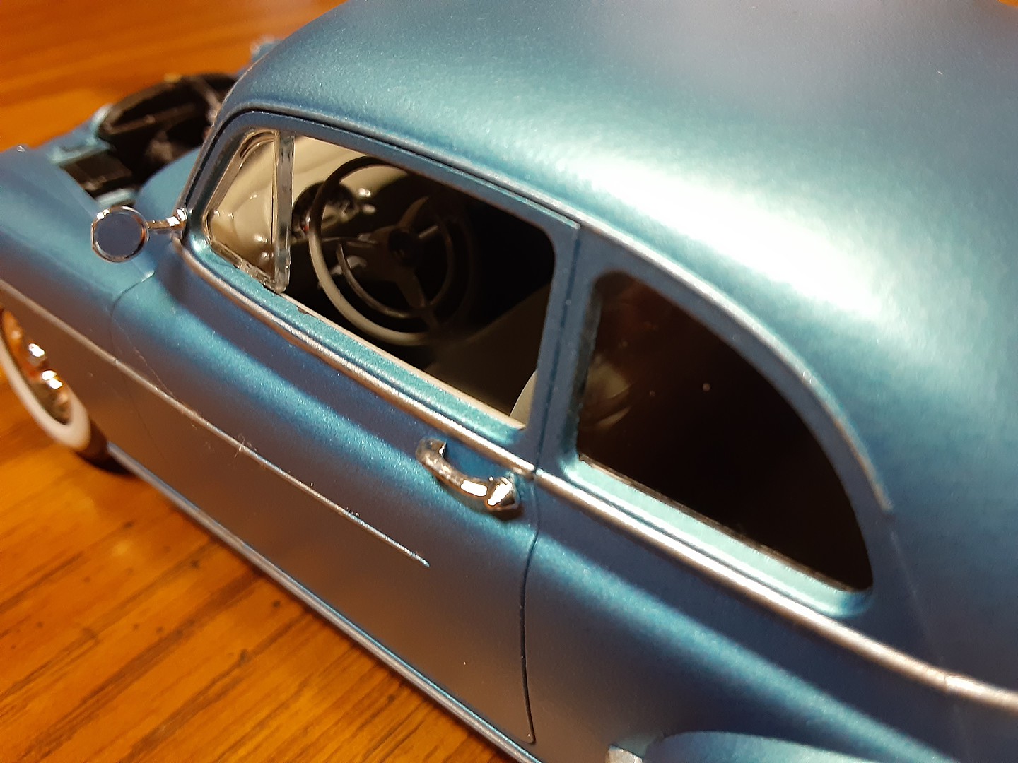 1950 Olds Custom -- Plastic Model Car Kit -- 1/25 Scale -- #854022 ...
