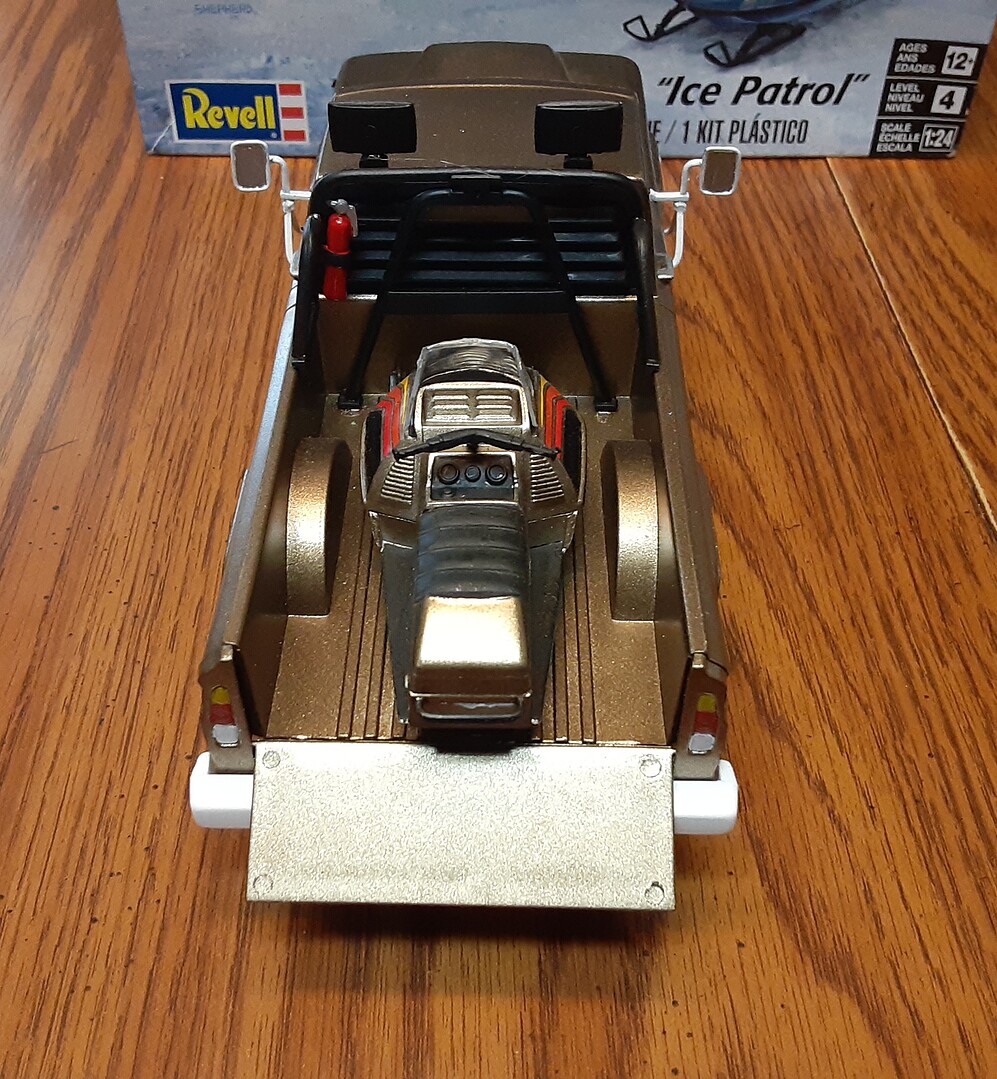 1980 Jeep Honcho Ice Patrol -- Plastic Model Truck Kit -- 1/25 Scale ...