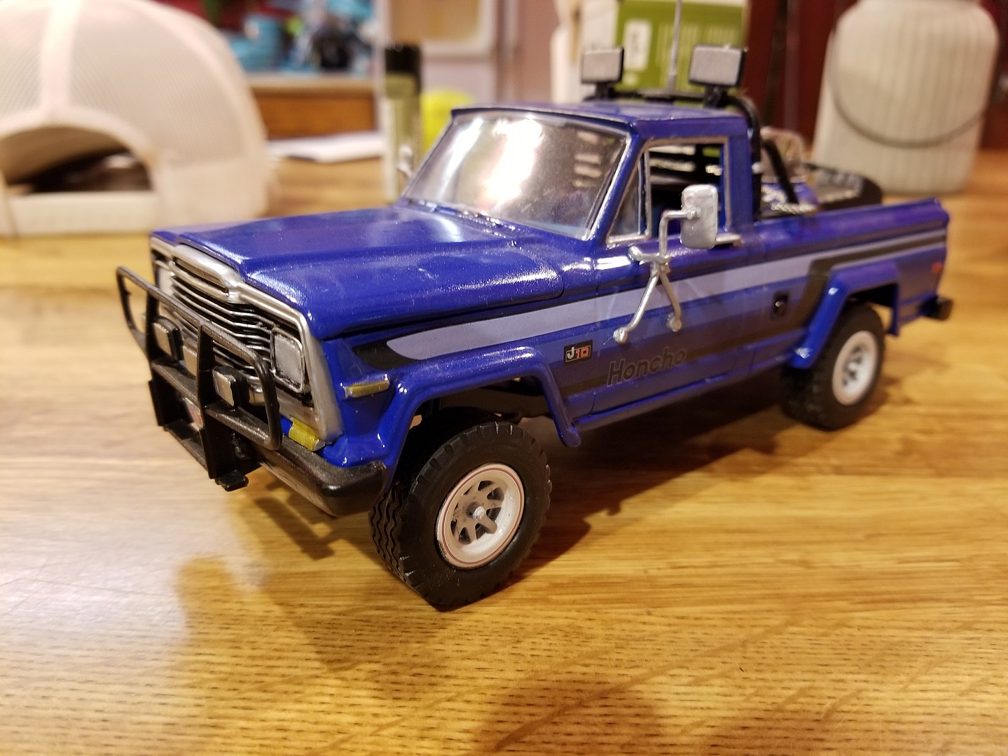 1980 Jeep Honcho Ice Patrol -- Plastic Model Truck Kit -- 1/25 Scale ...