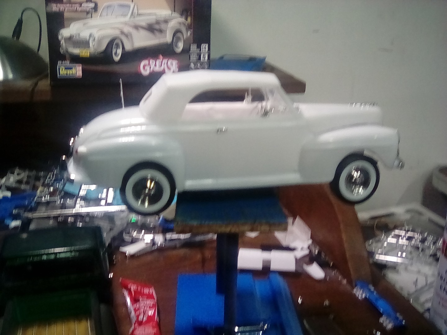 Greased Lightning 1948 Ford Convertible -- Plastic Model Car Kit -- 1/ ...
