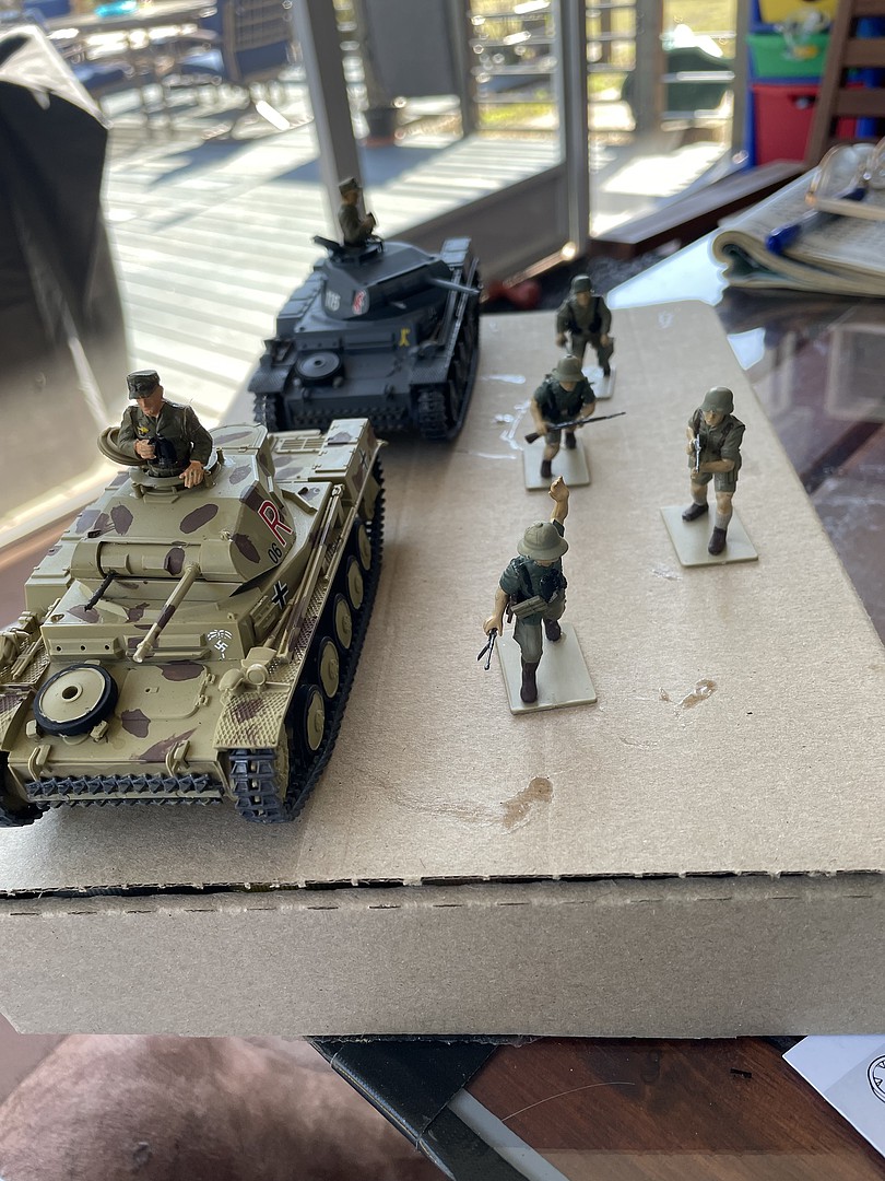 German Panzerkampfwagen II -- Plastic Model Military Vehicle Kit -- 1/ ...