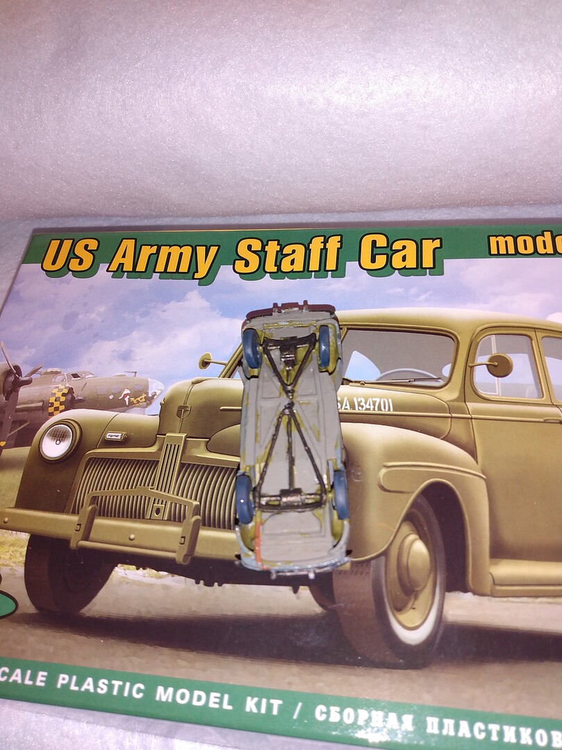 US Mod 1942 Staff Car -- Plastic Model Military Vehicle Kit -- 1/72 ...