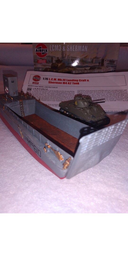 Landing Craft Mechanized/Sherman Tank -- Plastic Model Military Vehicle ...