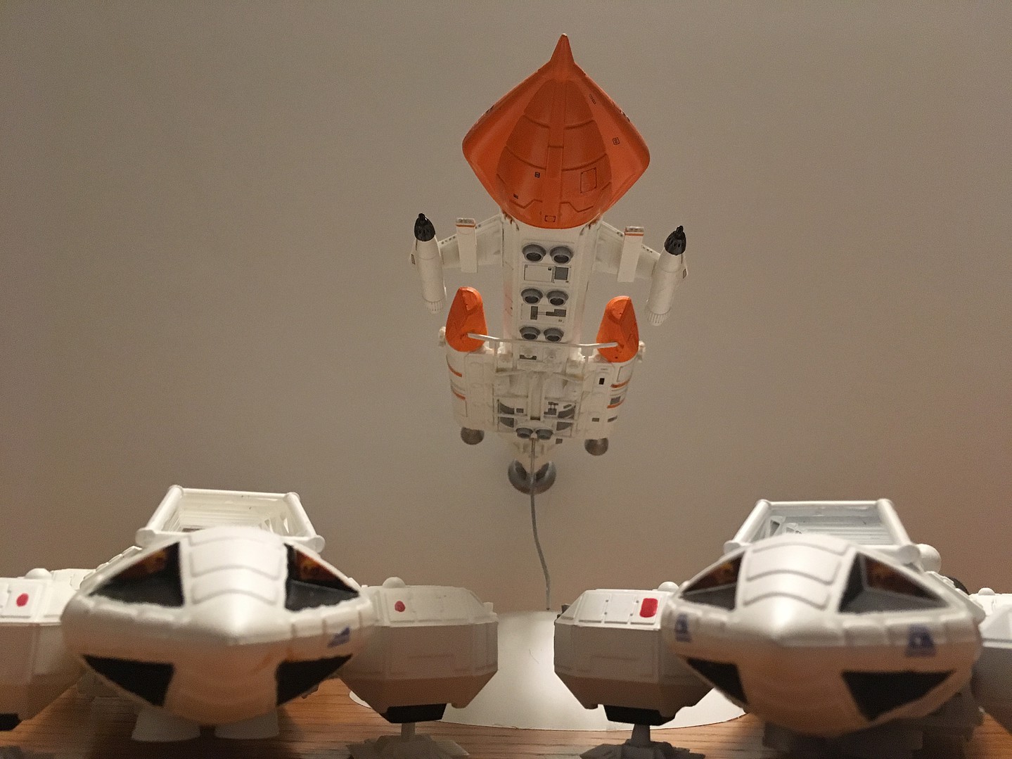 SPACE 1999 HAWK MK IX -- Science Fiction Plastic Model Kit -- 1/72 ...