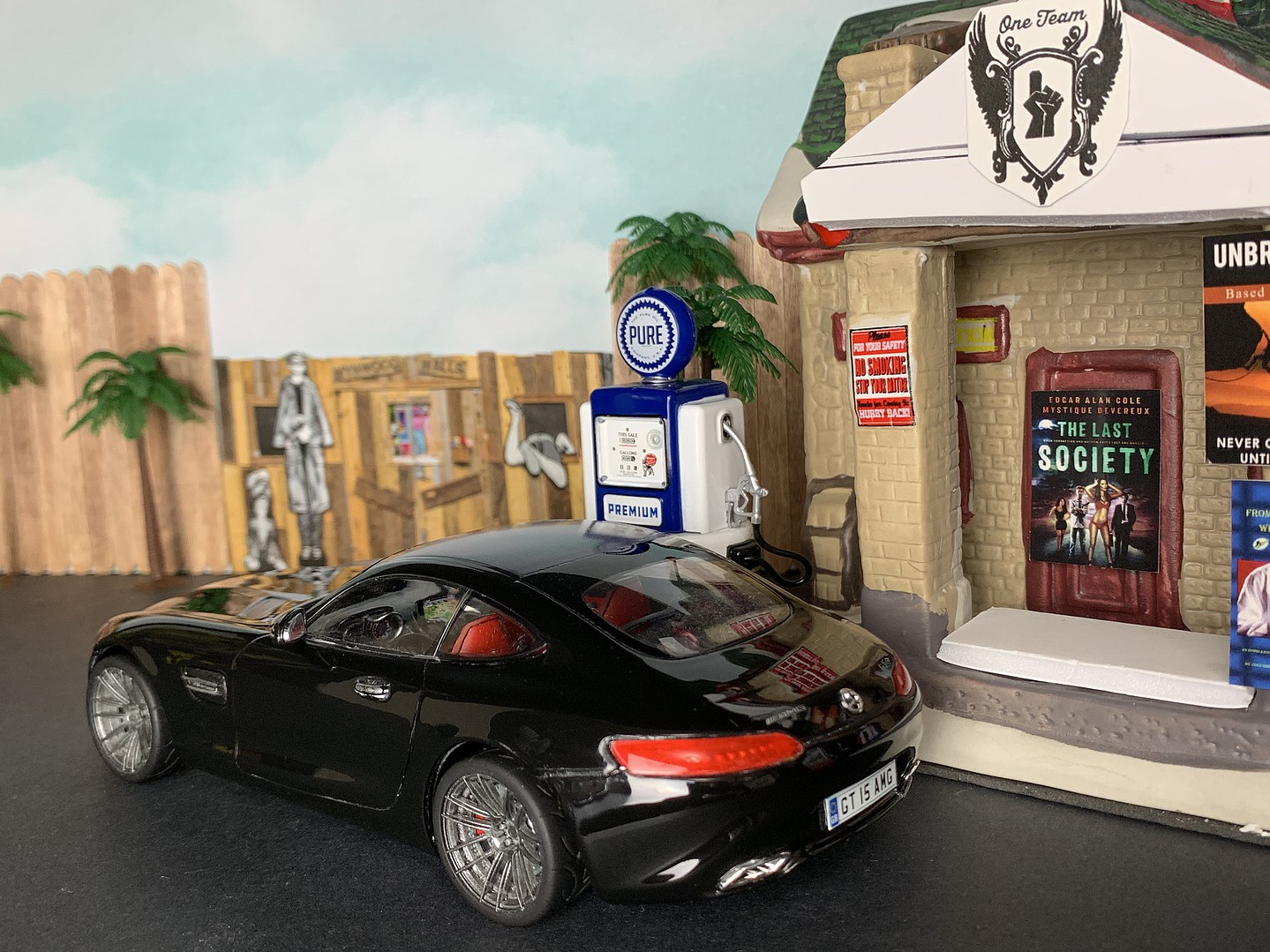 Mercedes AMG GT -- Plastic Model Car Kit -- 1/24 Scale -- #07028 ...