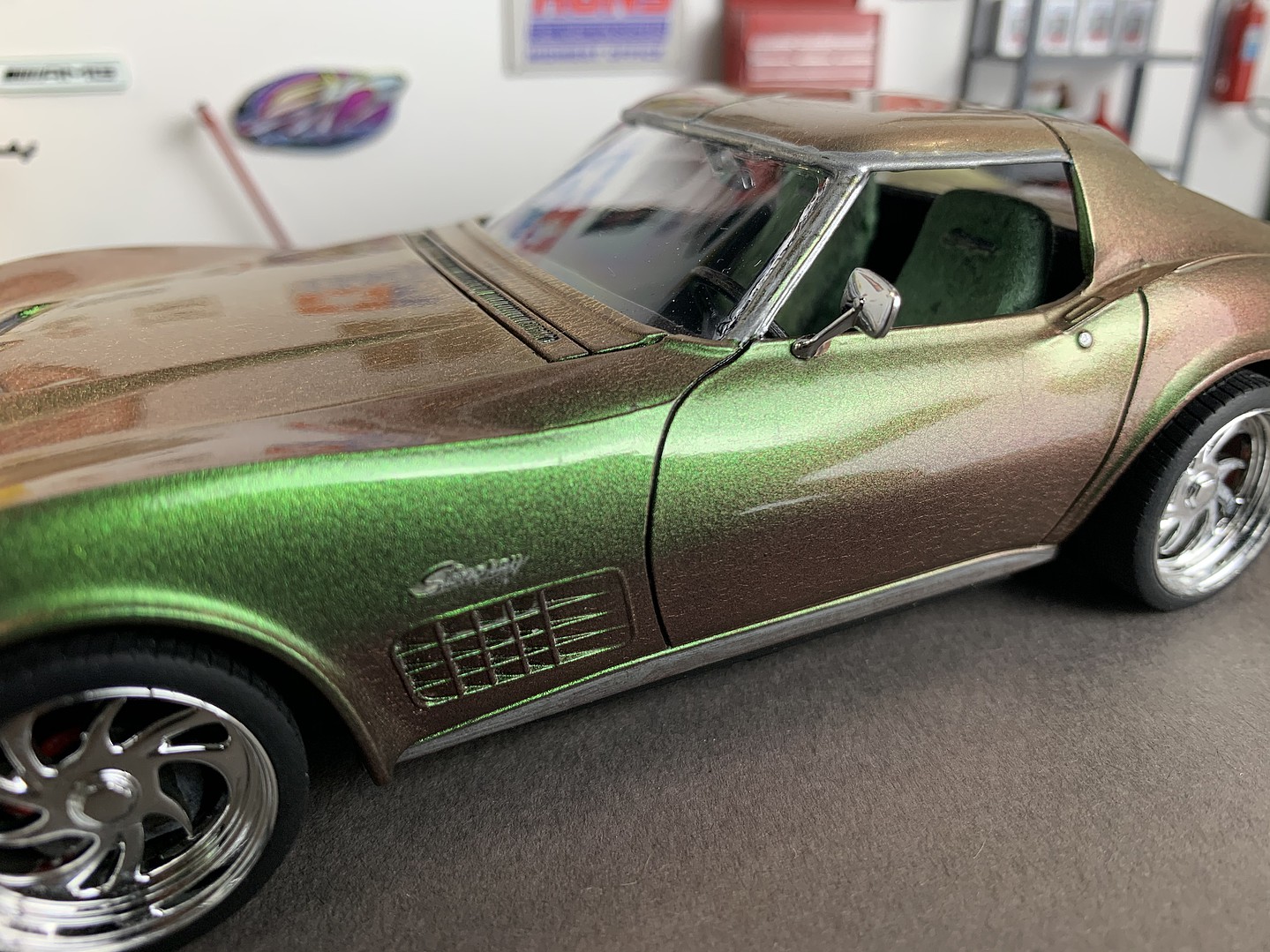 1970 Chevy Corvette Coupe -- Plastic Model Car Kit -- 1/25 Scale ...