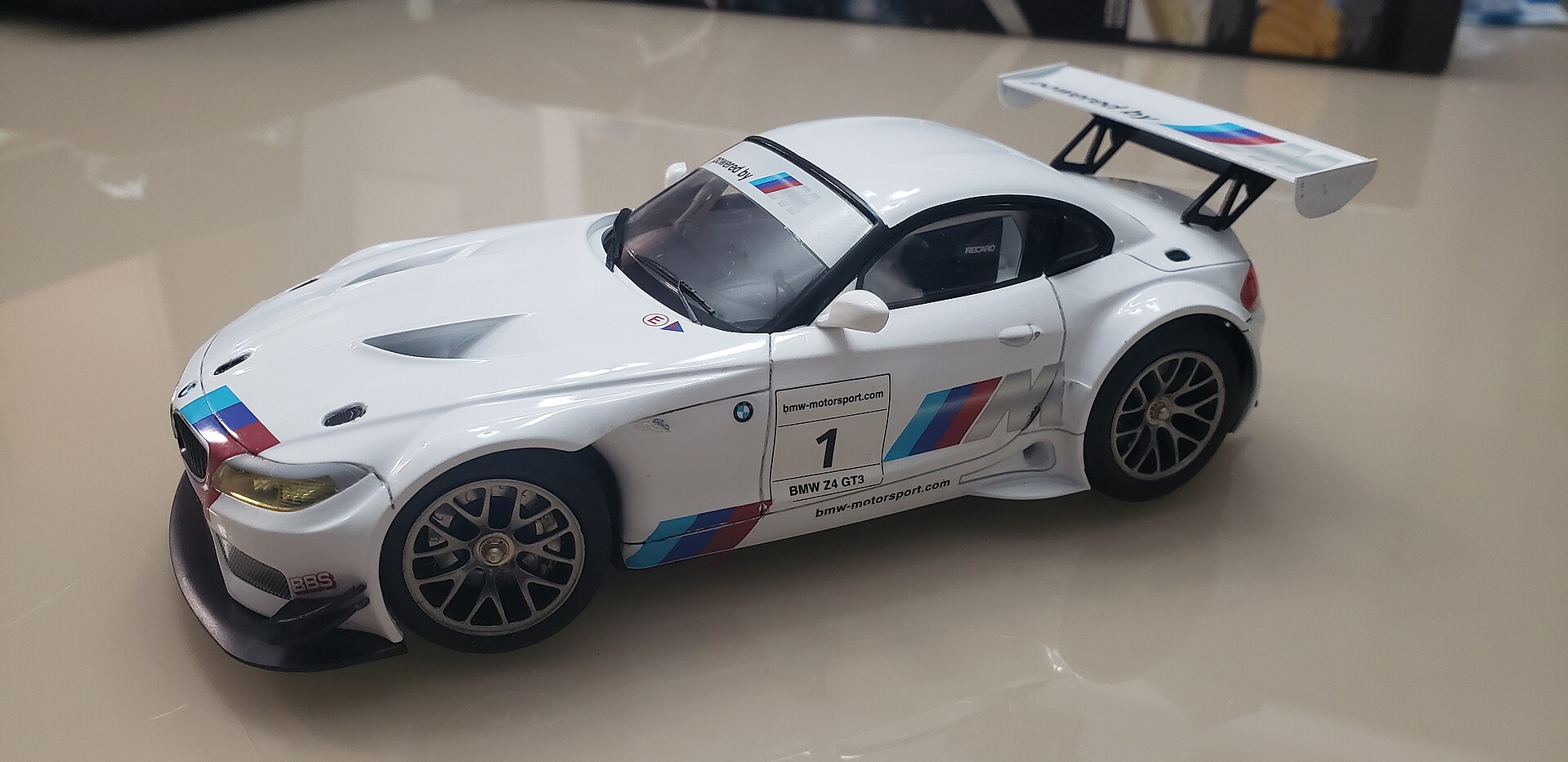 2012 BMW Z4 GT3 Race Car -- Plastic Model Car Vehicle Kit -- 1/24 Scale ...