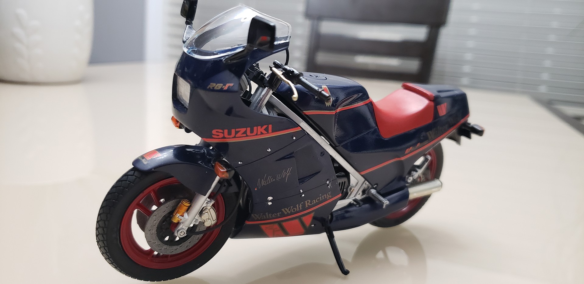 Suzuki RG250 Bike Walter Wolf Special -- Plastic Model Motorcycle Kit ...