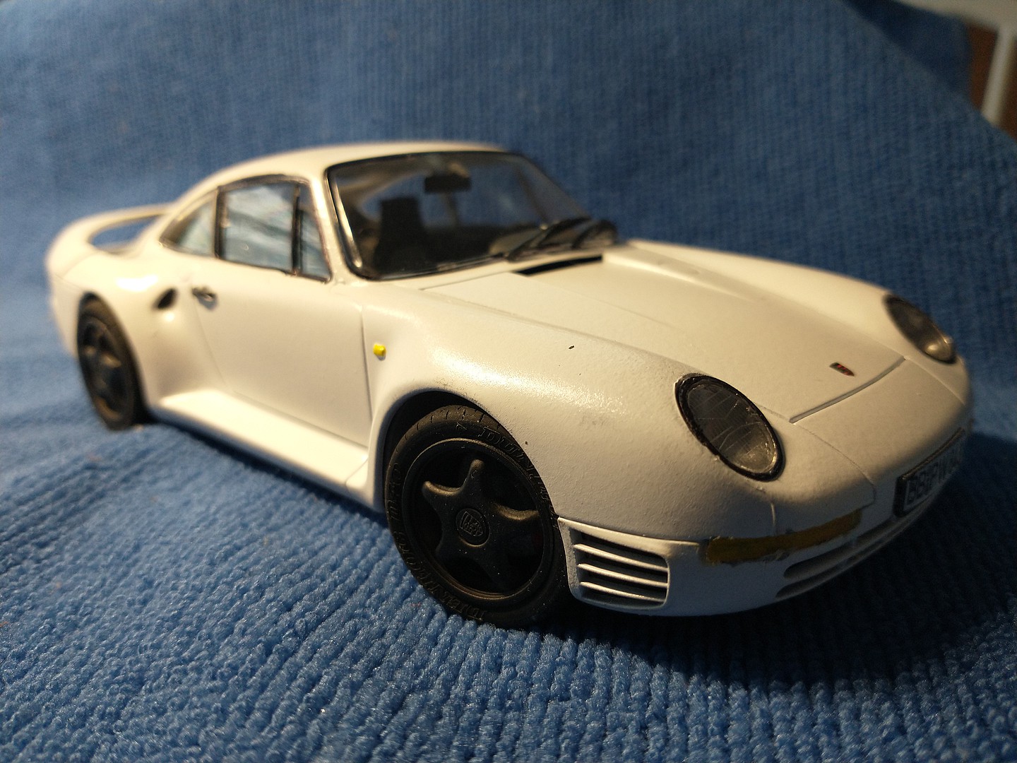 Porsche 959 Coupe Sportscar -- Plastic Model Car Kit -- 1/24 Scale ...