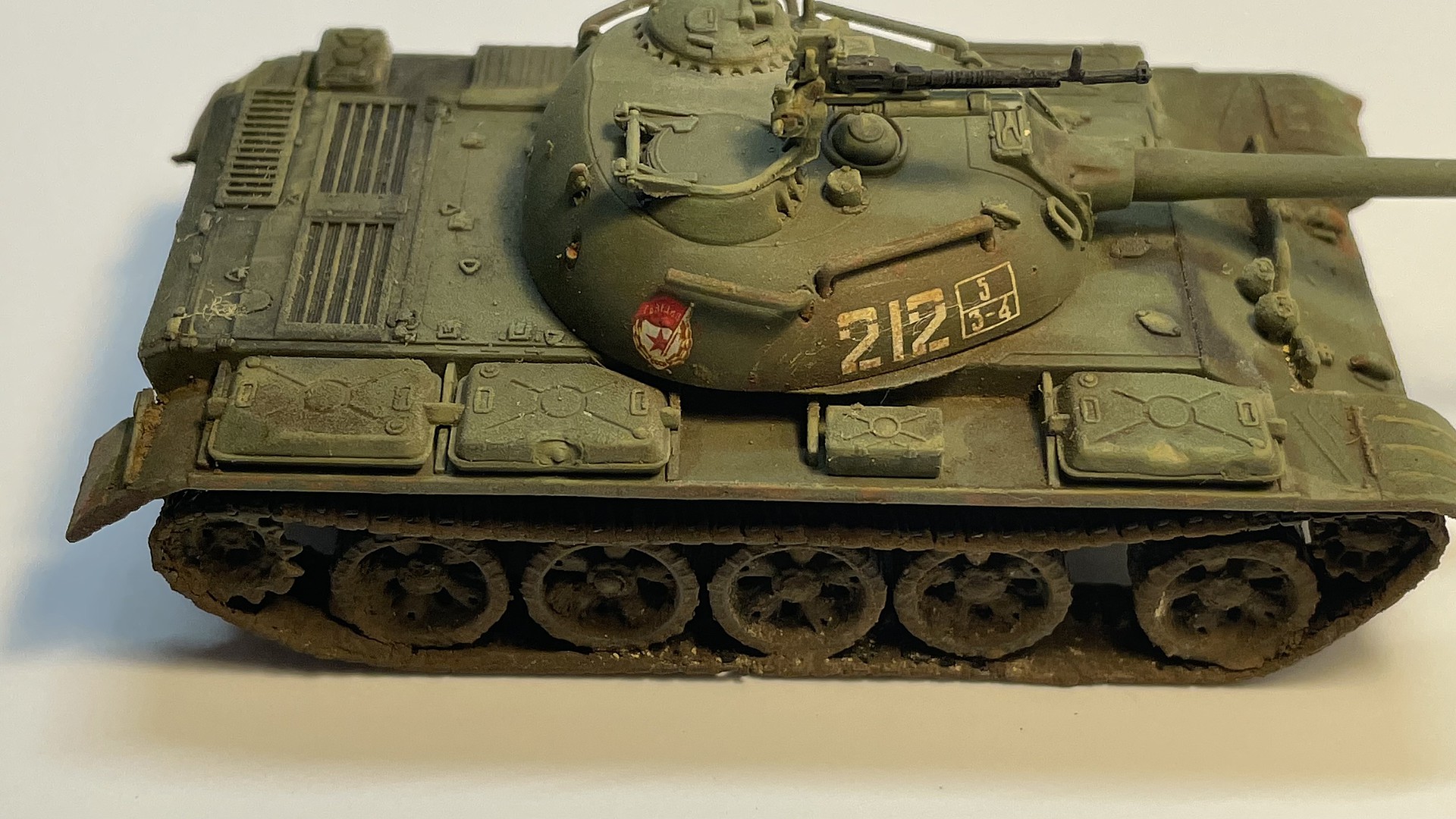 Russian T54B Medium Tank -- Plastic Model Military Vehicle -- 1/72 ...