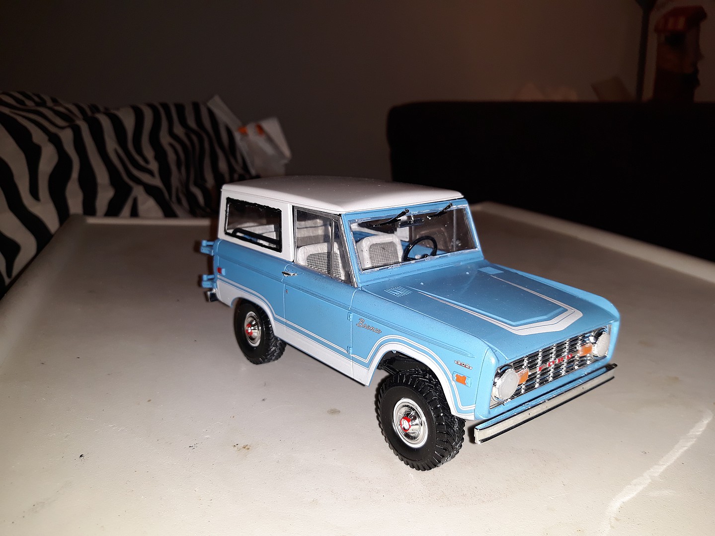Gallery Pictures Revell-Monogram Ford Bronco Plastic Model Truck Kit 1/ ...
