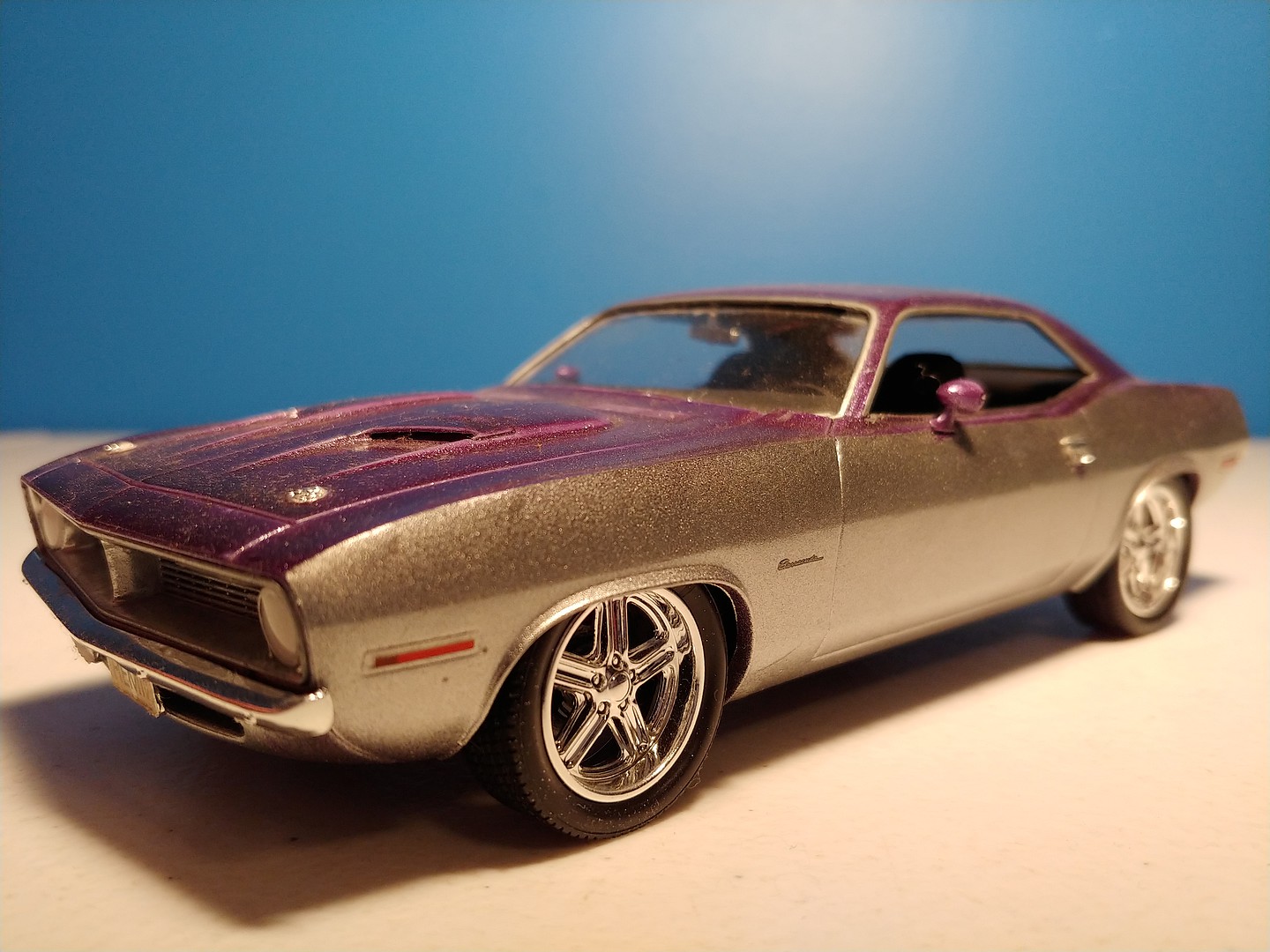 1970 Plymouth Hemi Cuda 2'n1 -- Plastic Model Car Kit -- 1/25 Scale ...