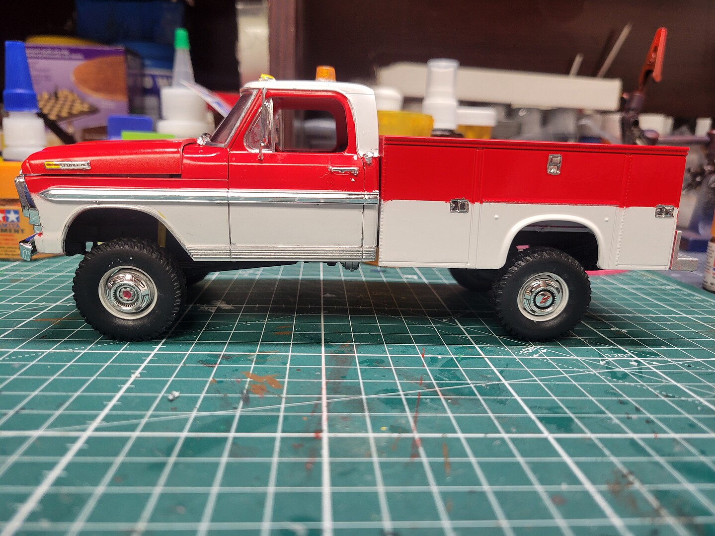 1972 Ford F250 Ranger XLT Pickup Truck w/Snow Plow Pictures