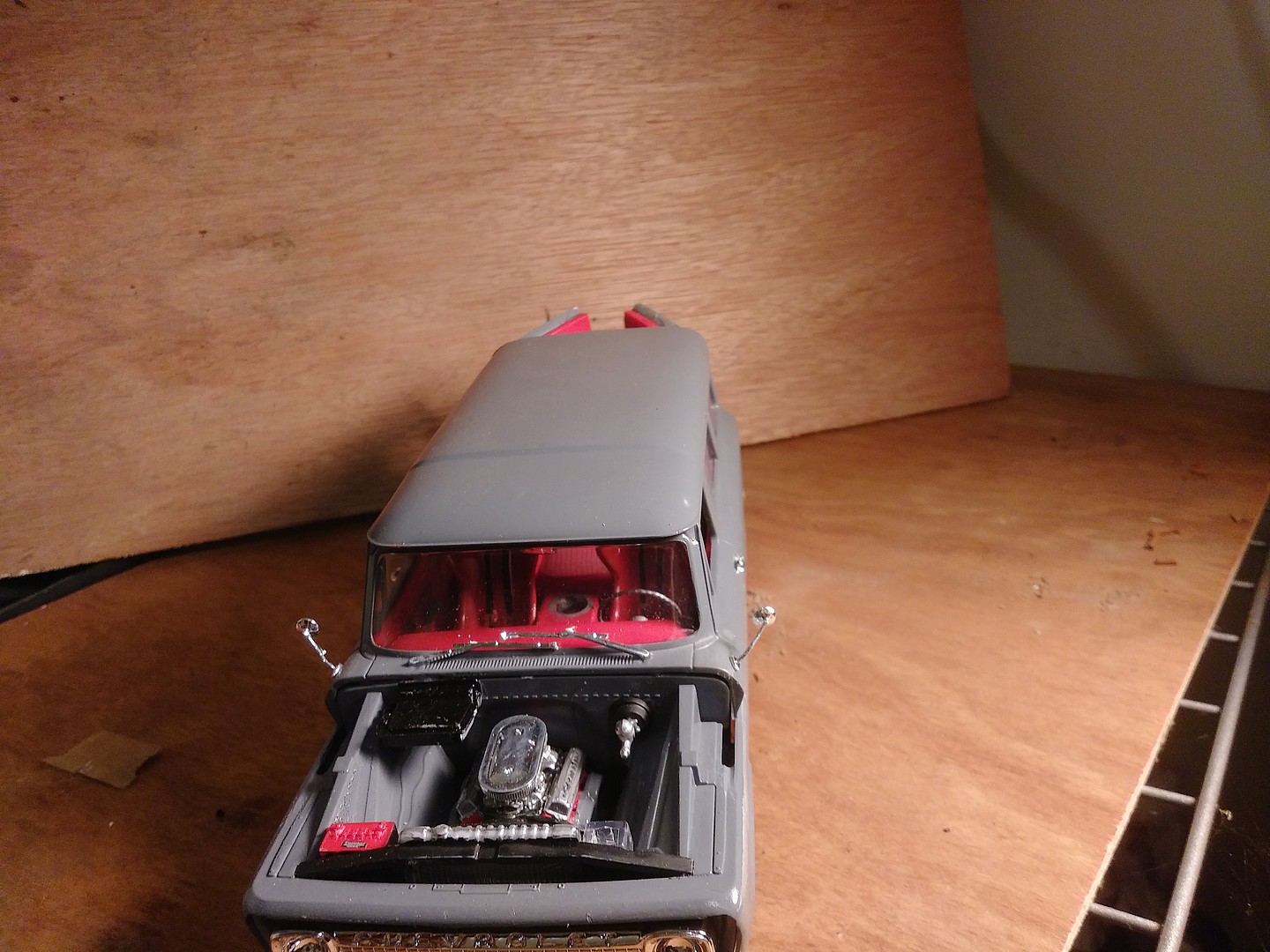 1966 Chevy Suburban -- Plastic Model Car Kit -- 1/25 Scale -- #854409 ...