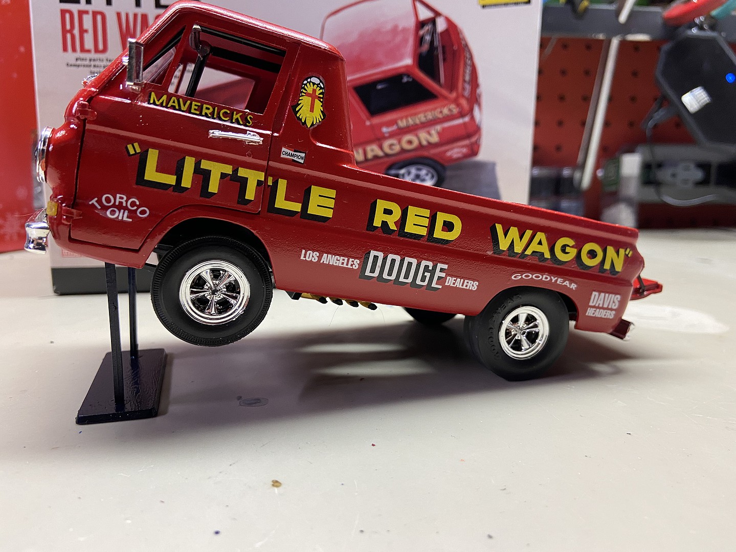Little Red Wagon -- Plastic Model Truck Kit -- 1/25 Scale -- #hl115-12 ...