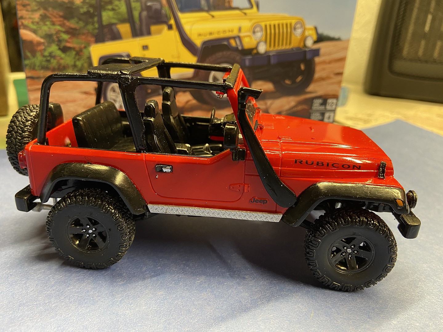 Jeep Wrangler Rubicon -- Plastic Model Jeep Kit -- 1/25 Scale -- #4501 ...