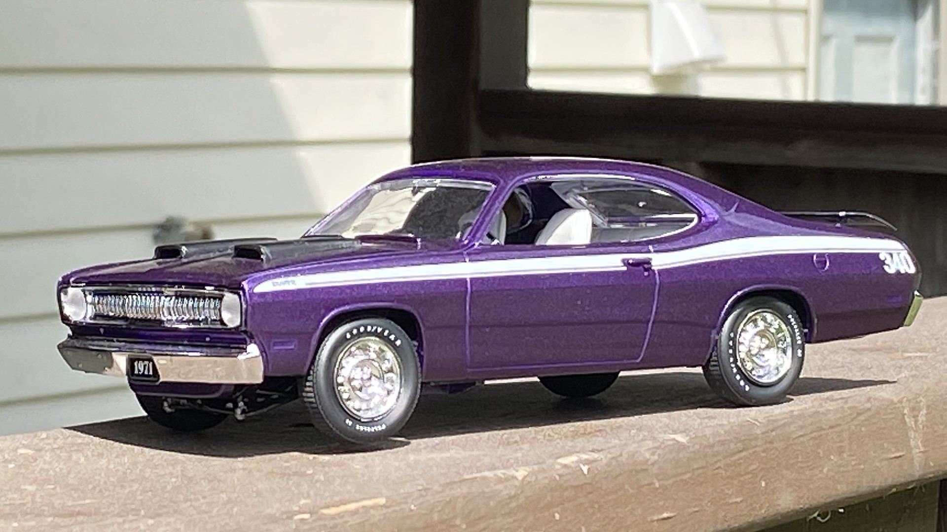 1971 Plymouth Duster 340 -- Plastic Model Car Kit -- 1/25 Scale ...