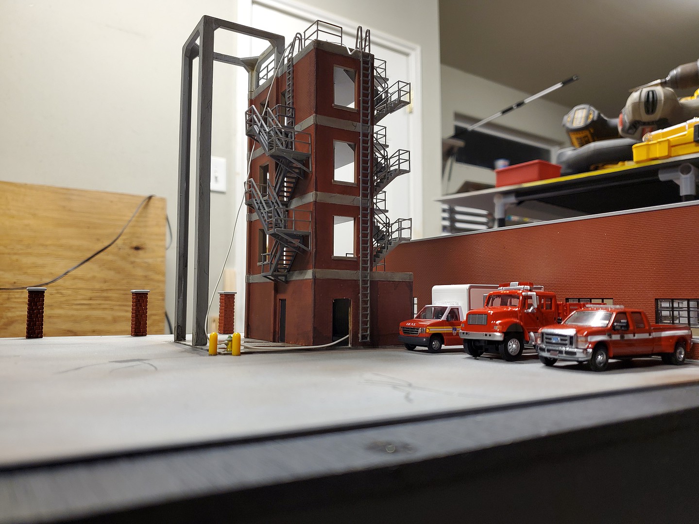 Fire Department Drill Tower Kit (4-1/8 x 3-7/16 x 7'') -- HO Scale ...