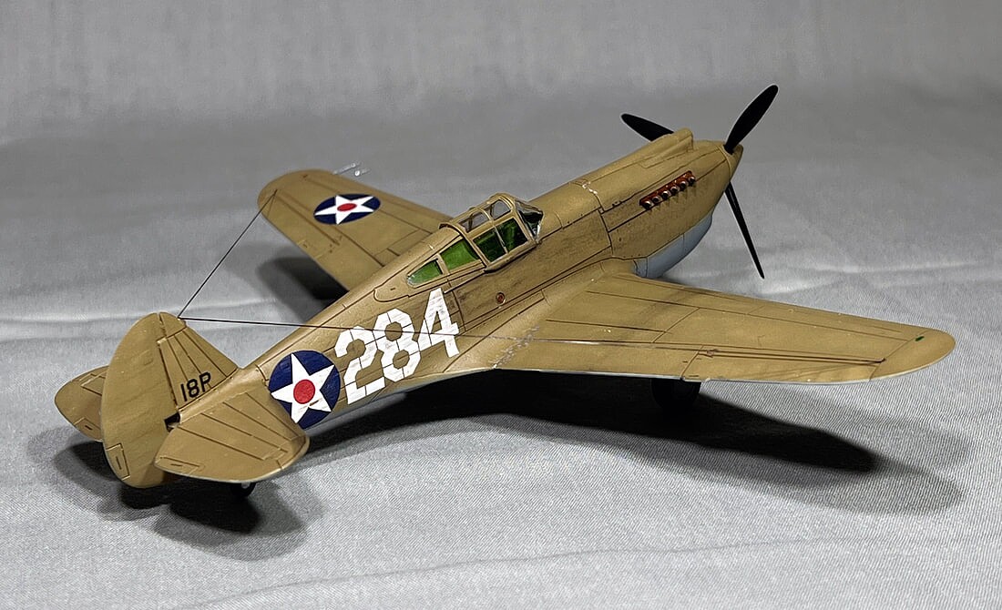 Tomahawk IIB Fighter -- Plastic Model Airplane Kit -- 1/72 Scale ...