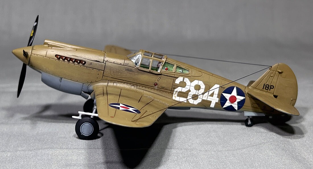 Tomahawk IIB Fighter -- Plastic Model Airplane Kit -- 1/72 Scale ...