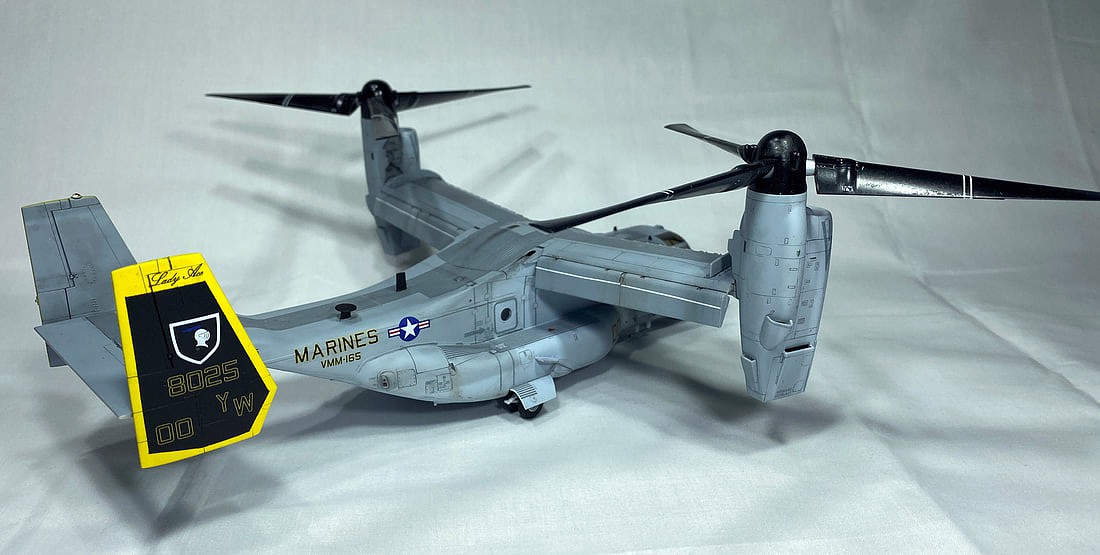 MV-22B Osprey -- Plastic Model Airplane Kit -- 1/72 Scale -- #01571 ...