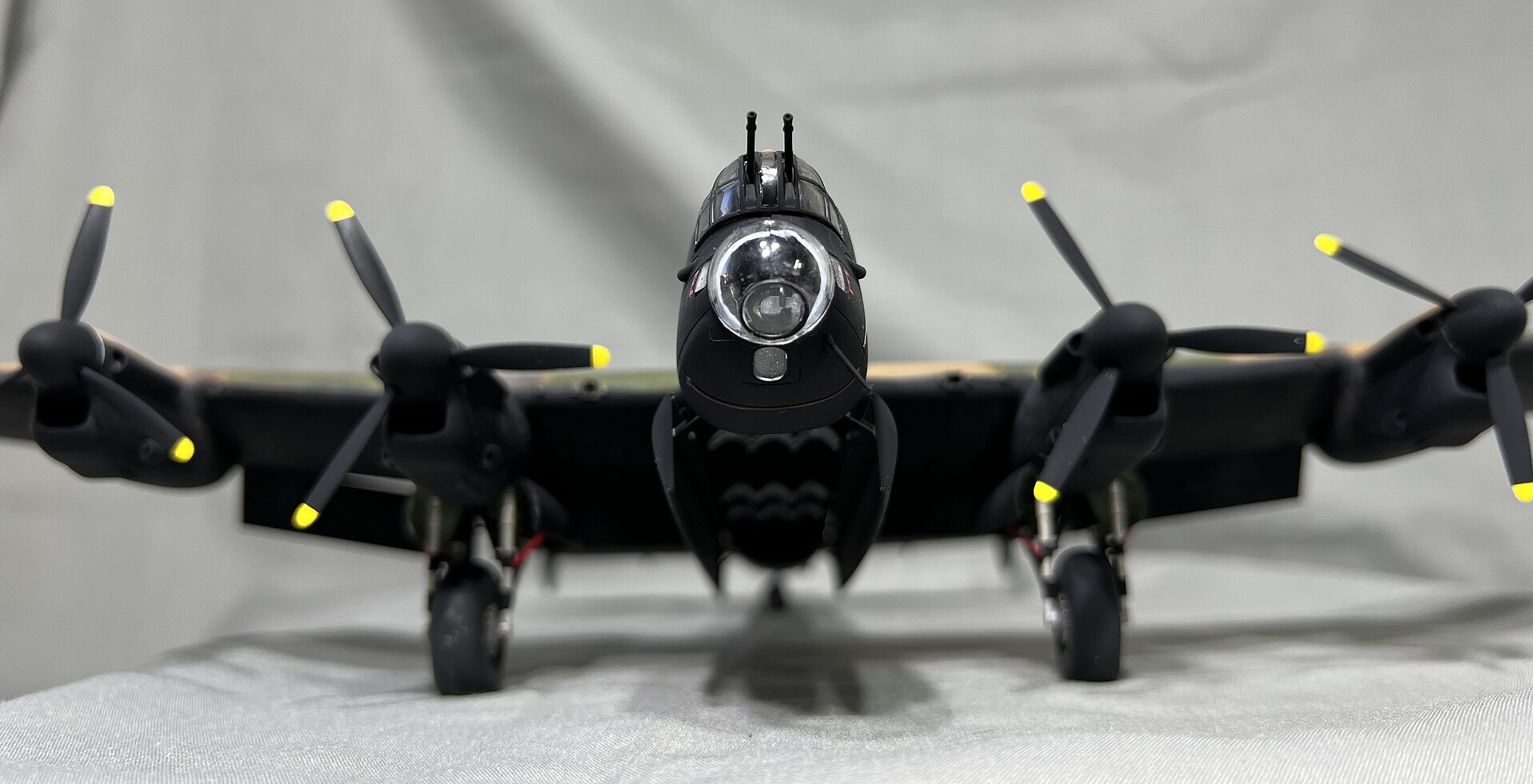 Acro Lancaster B I(FE)/B III Bomber -- Plastic Model Airplane Kit -- 1/ ...