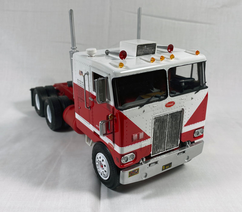 Peterbilt 352 Pacemaker Cabover -- Plastic Model Truck Kit -- 1/25 ...
