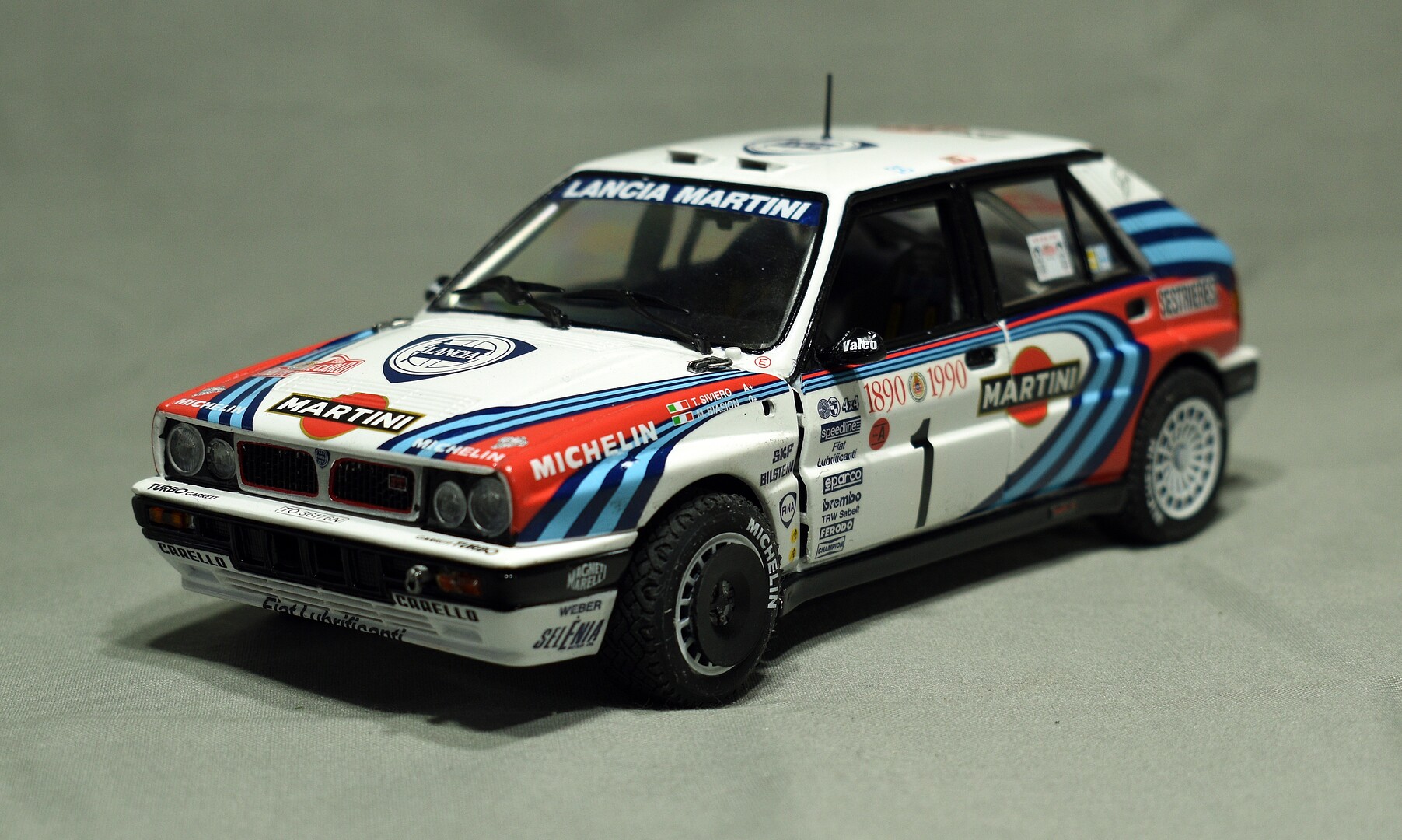 LANCIA DELTA HF INTEGRALE -- Plastic Model Car Vehicle Kit -- 1/24 ...