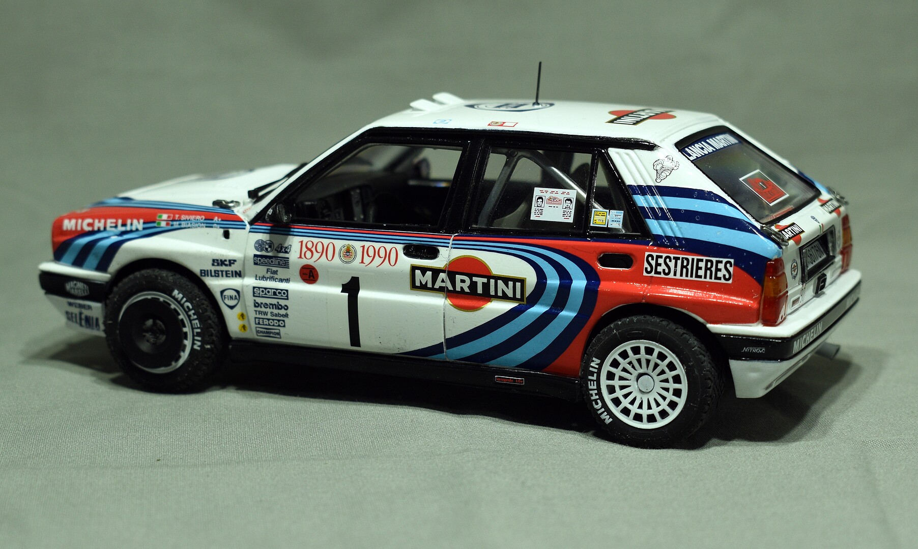 LANCIA DELTA HF INTEGRALE -- Plastic Model Car Vehicle Kit -- 1/24 ...