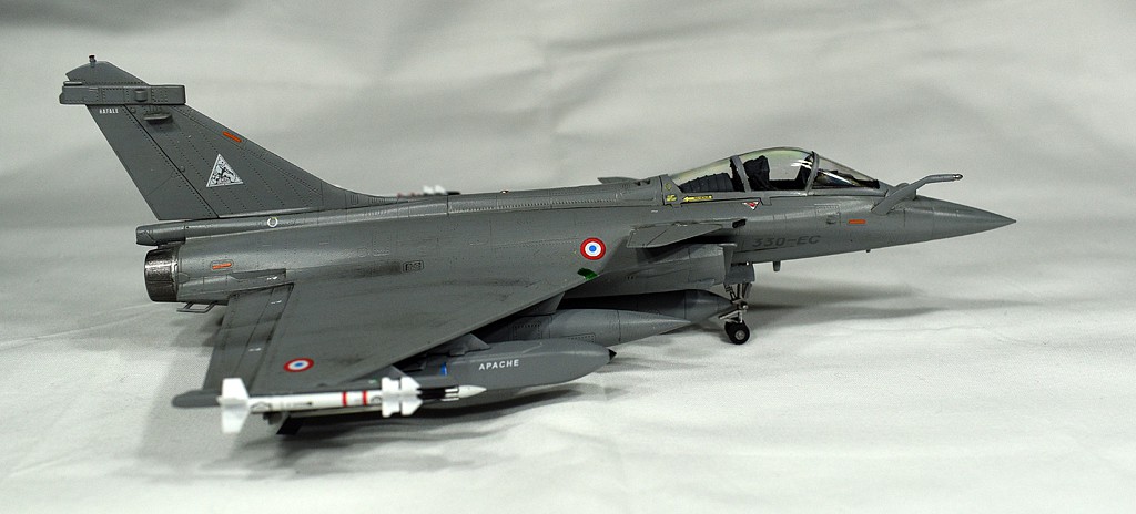 Dassault Rafale C -- Plastic Model Airplane Kit -- 1/72 Scale -- #87246 ...