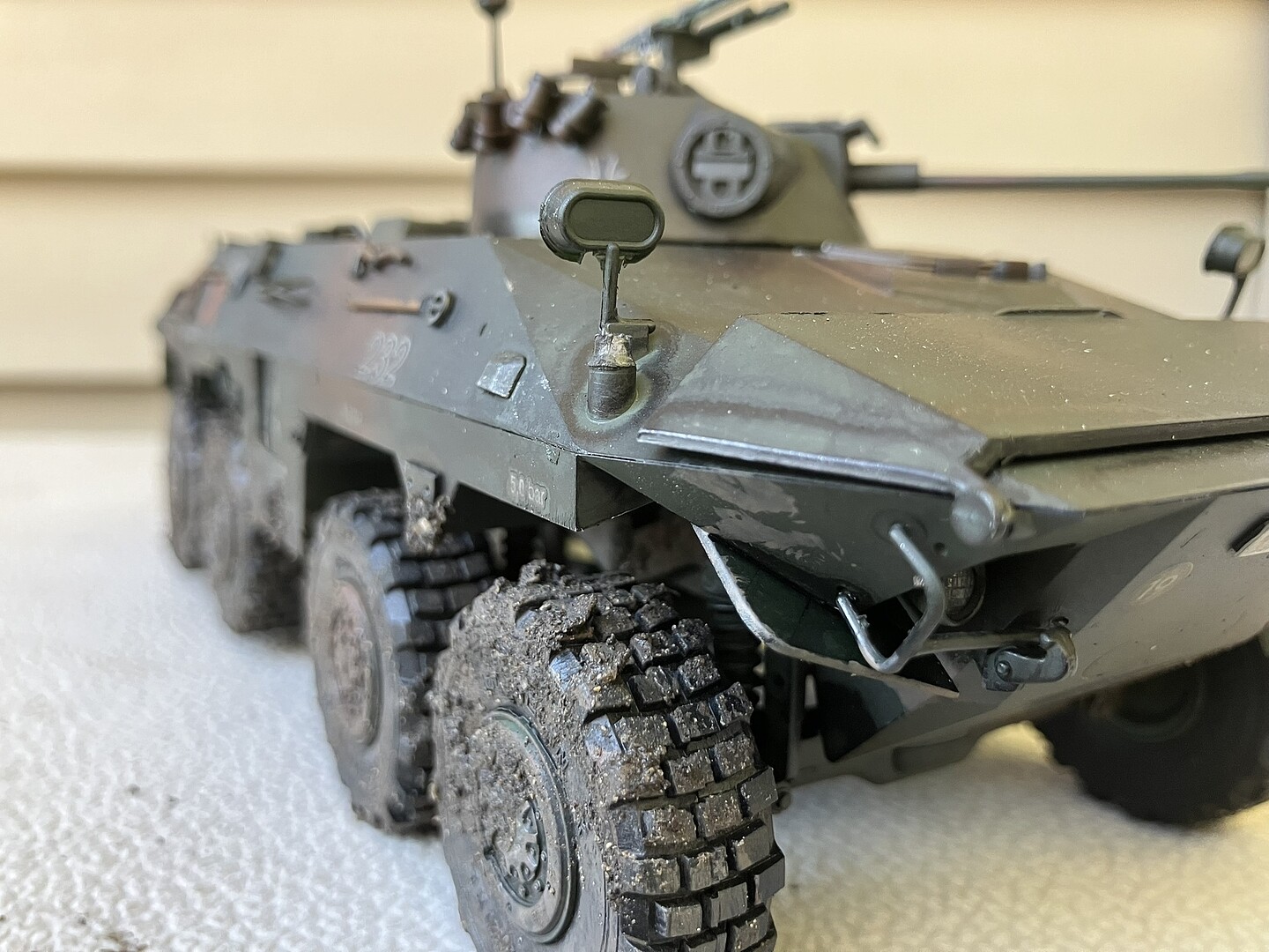 SpPz 2 Luchs -- Plastic Model Military Vehicle Kit -- 1/35 Scale ...