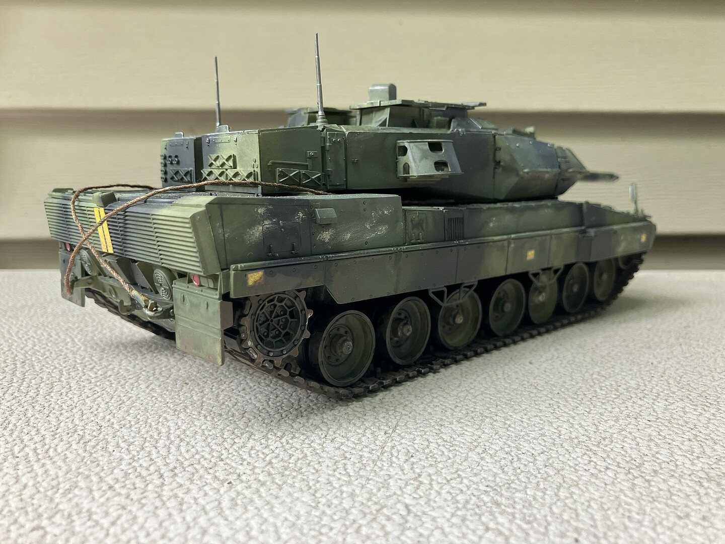 STRV.122 Swedish Main Battle Tank -- Plastic Model Military Vehicle Kit ...