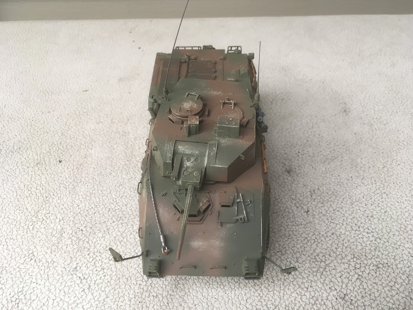 JGSDF Type 87 Armored Recon ARV -- Plastic Model Military Vehicle Kit ...