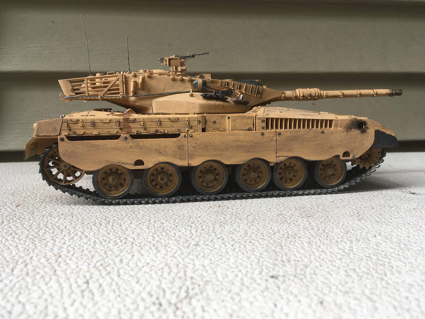 Israeli Merkava Main Battle Tank -- Plastic Model Military Vehicle Kit ...